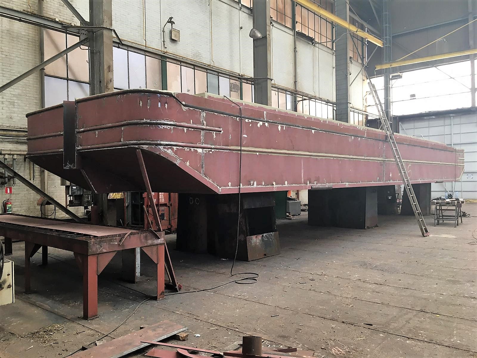 Nieuwbouw van vier beunbakken – Shipyard Millingen